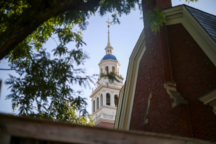Public Tours of Harvard – Trademark Tours